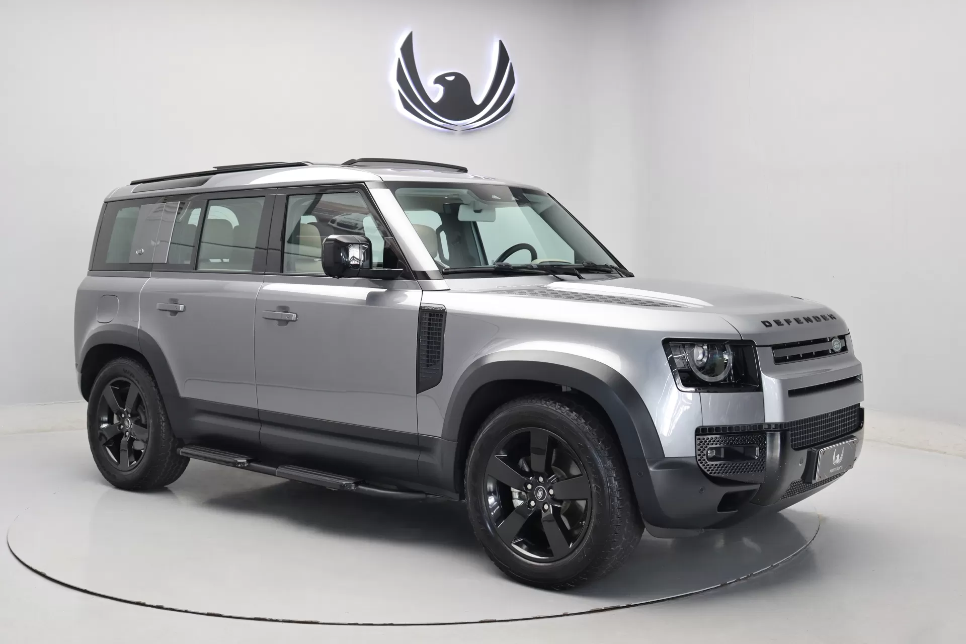 PDKMotors - LAND ROVER DEFENDER 110 P300 HSE | 7 LUGARES 2021/2021