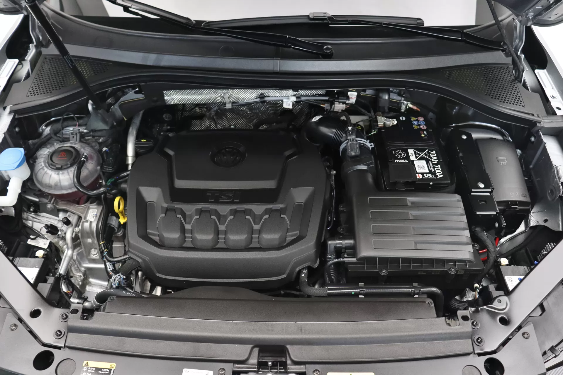 PDKMotors - VOLKSWAGEN TIGUAN ALLSPACE R-LINE | 7 LUGARES 2023/2024