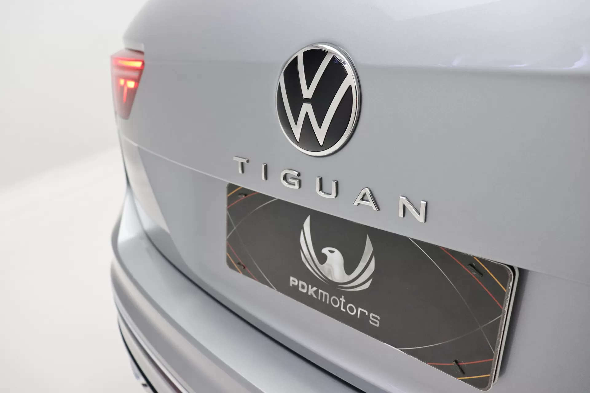 PDKMotors - VOLKSWAGEN TIGUAN ALLSPACE R-LINE | 7 LUGARES 2023/2024
